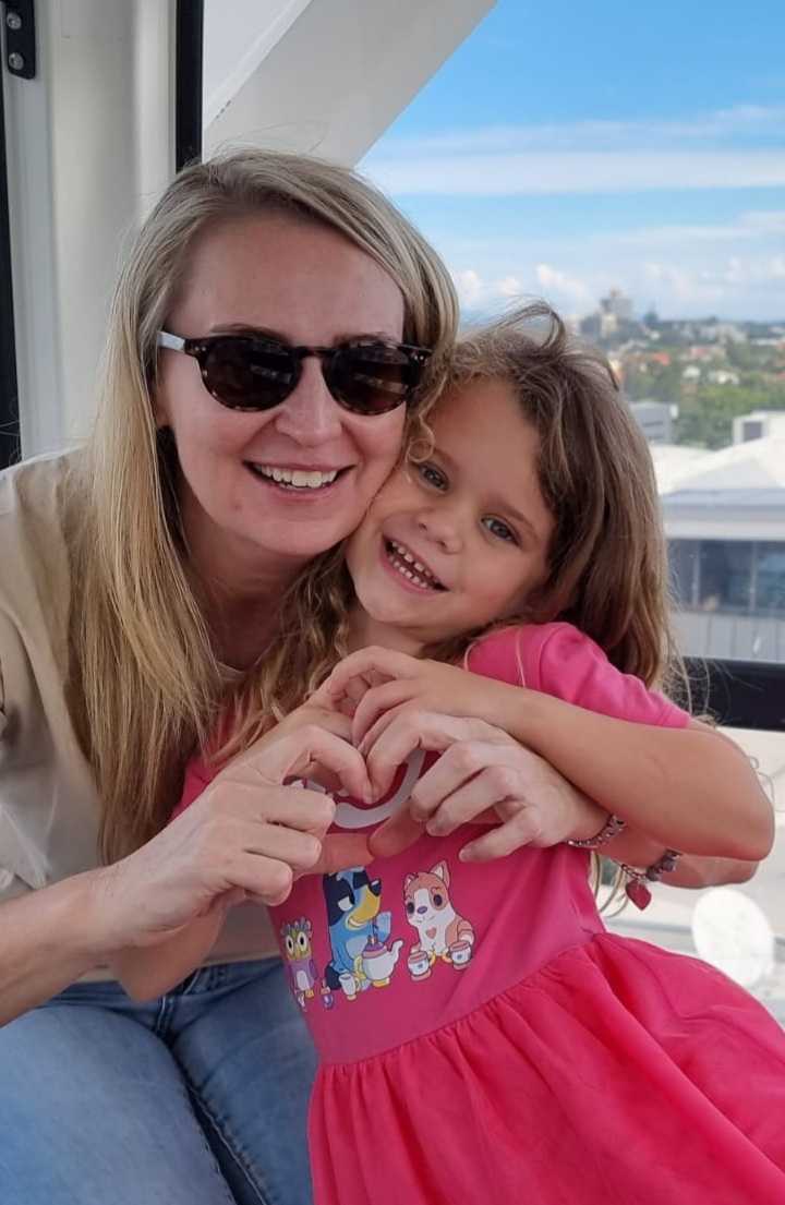 13275 | Melanie Bailey