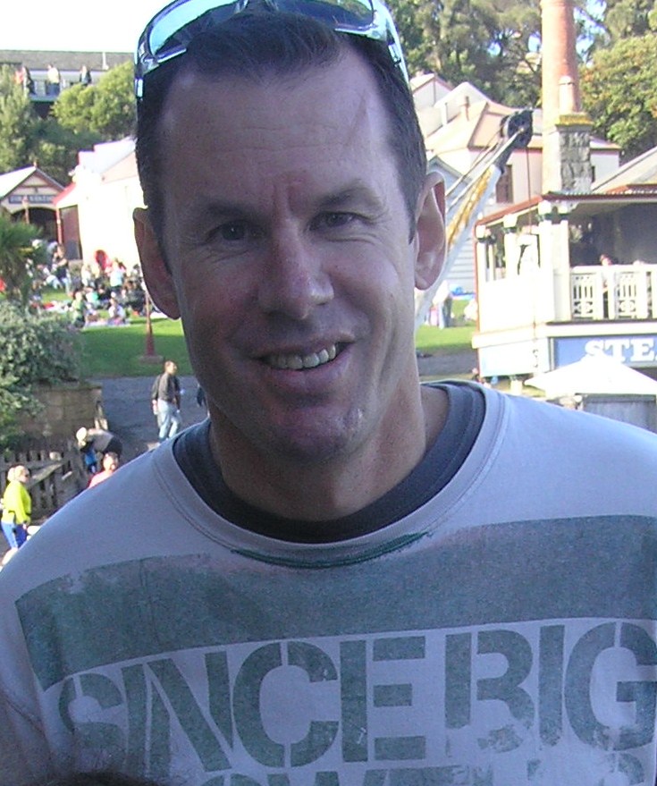 Phil Hutton's Instagram, Twitter & Facebook on IDCrawl